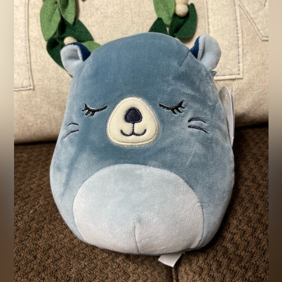 Squishmallows | Toys | Nwt Squishmallow River Blue Beaver 7 ...